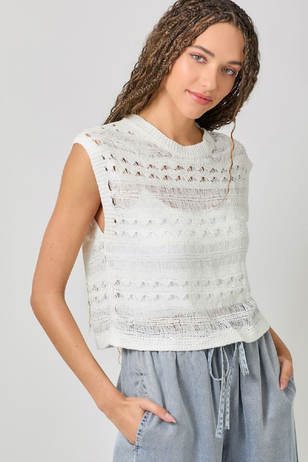SLEEVELESS KNIT ROPE VEST